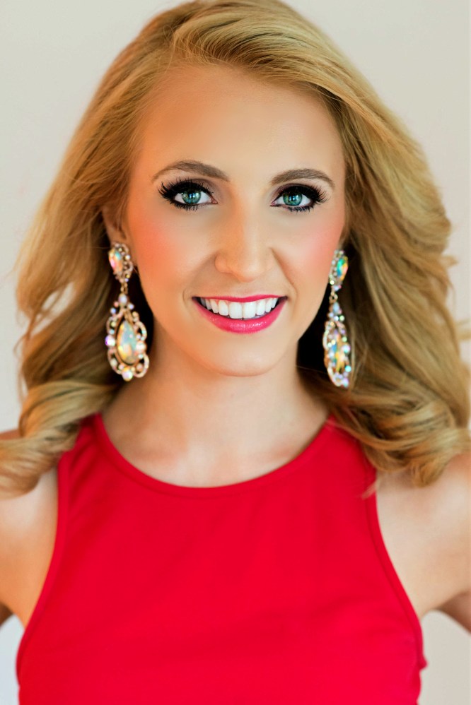 Album Review: Alissa Musto – What We Saw From the Piano Bar | Geoff ...